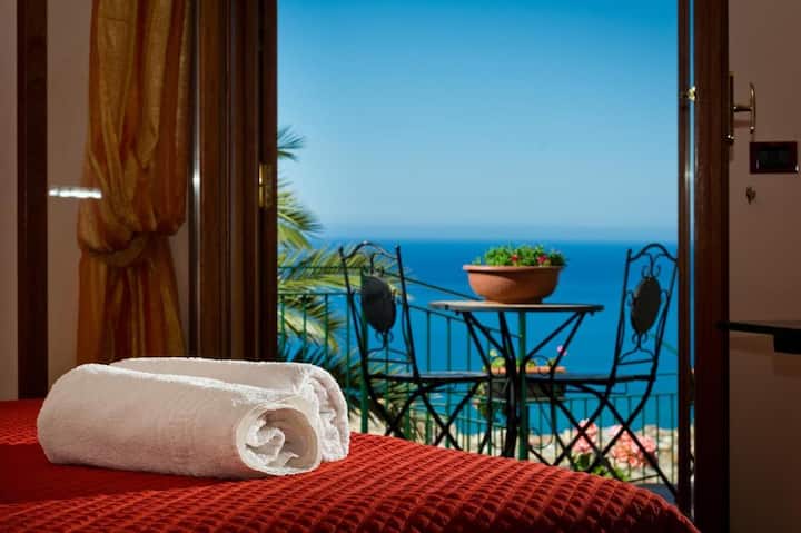 Camera Matrimoniale Con Balcone E Vista Mare - Castellammare del Golfo