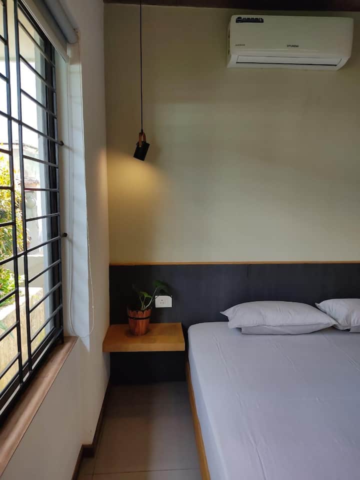 Srishti Stay 
Modern Comfort With A Homely Touch - Kozhikode