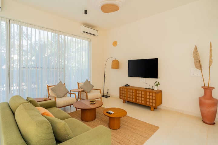 3bhk Retreat W/ Private Pool Near Iconic Beaches - Goa