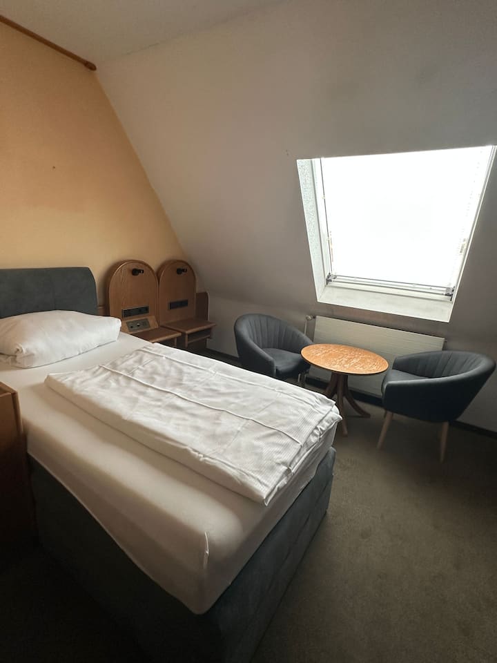Hotel Shawi Erzhausen (Einzelzimmer 4) - Darmstadt