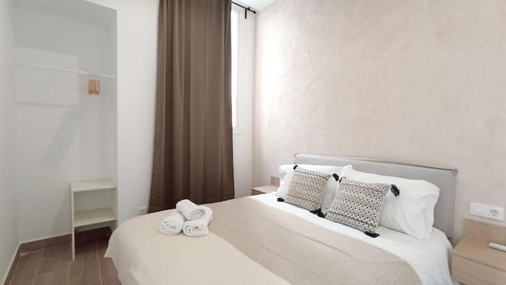 Habitación En Pleno Centro! - Siviglia