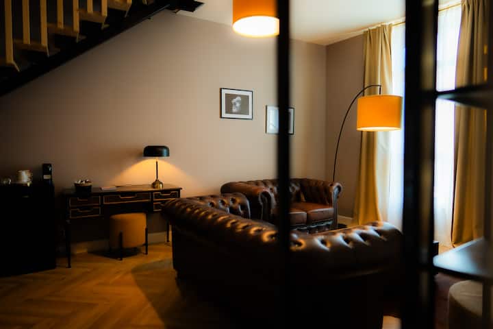 L’hôtel De Ville - Hgp Mons - Mons