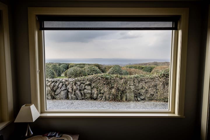Cliff View Apartment - Lisdoonvarna