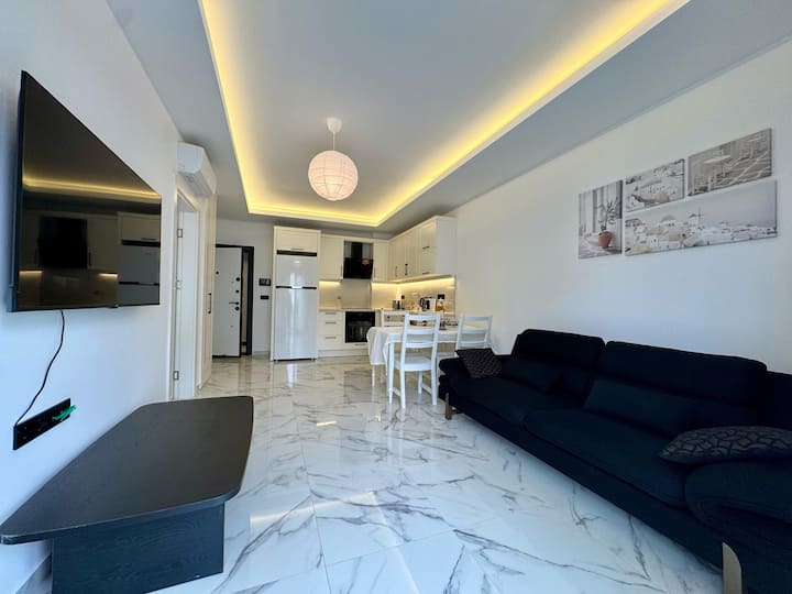 НОВАЯ КВАРТИРА В САМОМ ЦЕНТРЕ АЛАНИИ - Alanya
