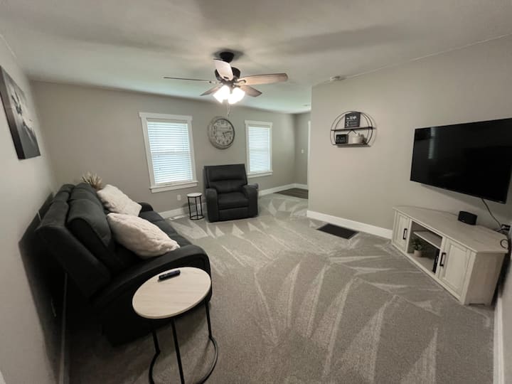 Cozy Covell House - Grand Rapids, MI