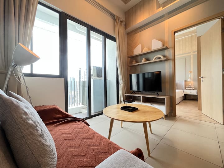 Stylish &Superb 1br Balcony@colony Infinitum - Kuala Lumpur