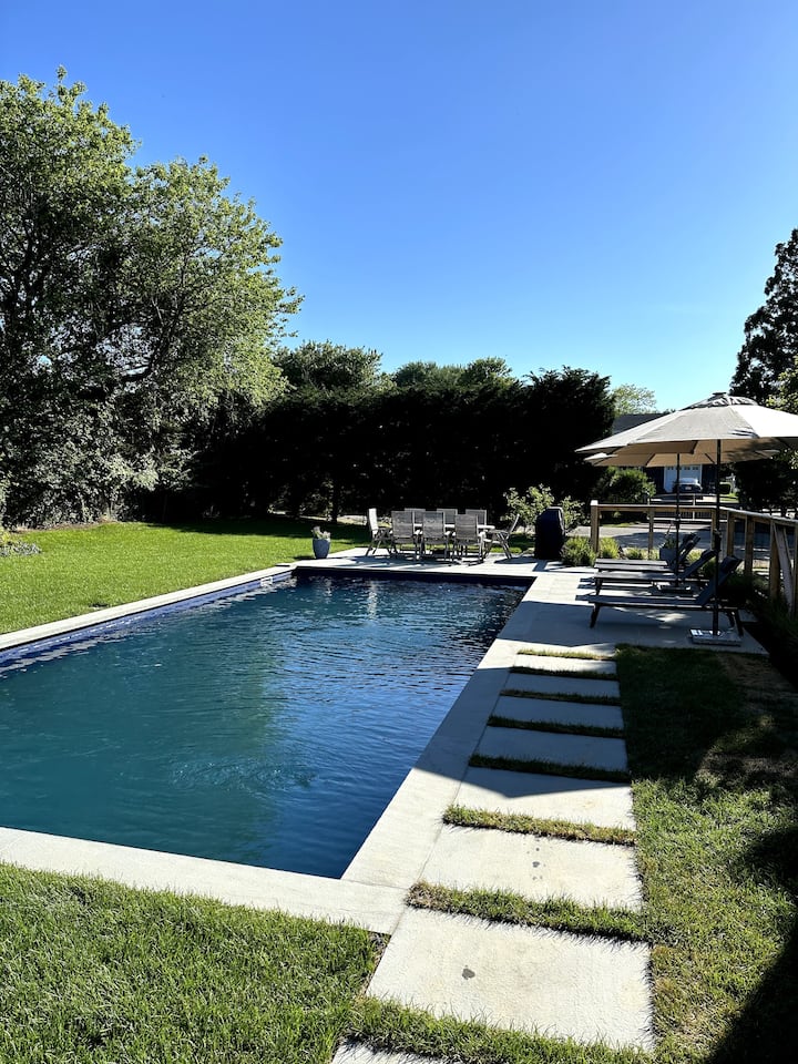 Newly Renovated Home With Pool - Montauk, NY