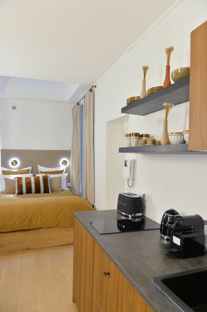 Studio Neuf, Au Cœur Du Marais - Paryż