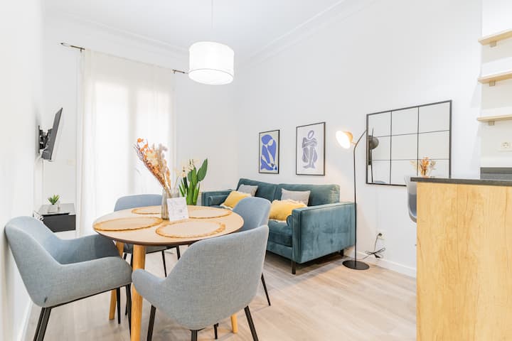 Your Luxury Getaway In Downtown Zaragoza - Zaragoza