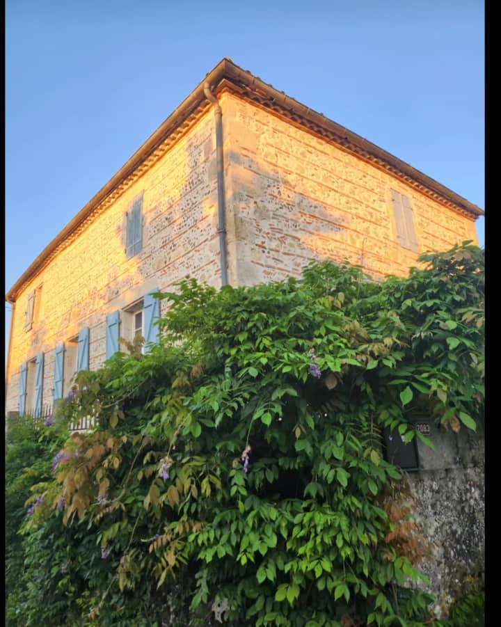 Logement Pour 6/8 Personnes - Agen