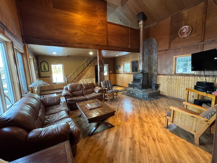 Lake Panache Island Retreat W/ Dock, Sauna & Views - Greater Sudbury
