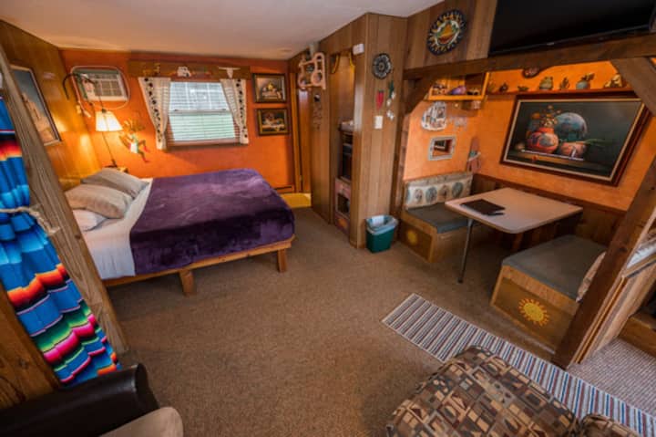 Willowood Inn Southwest Room - Baraboo, WI