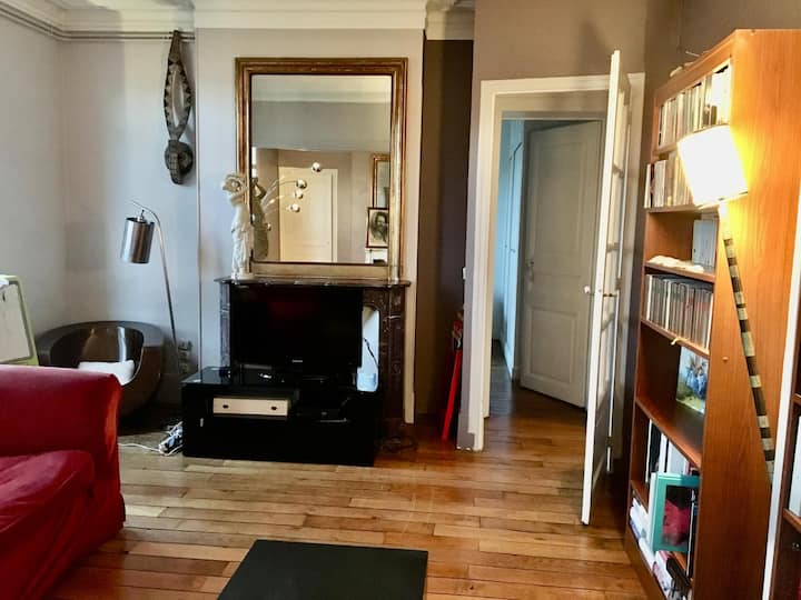 Chambre Dans Un Appartement - París