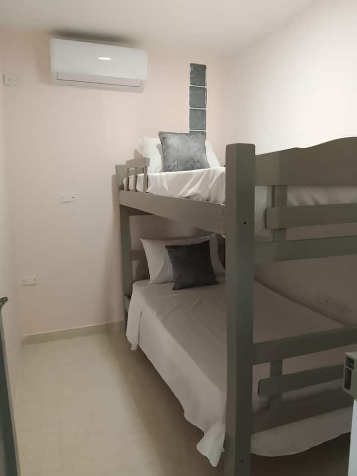 Cozy Bunk Room With Private Bathroom - Cartagena