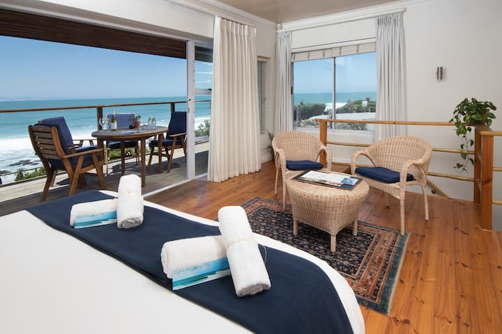 Beachfront Sea View Flat At African Perfection 2 - Jeffreys Bay