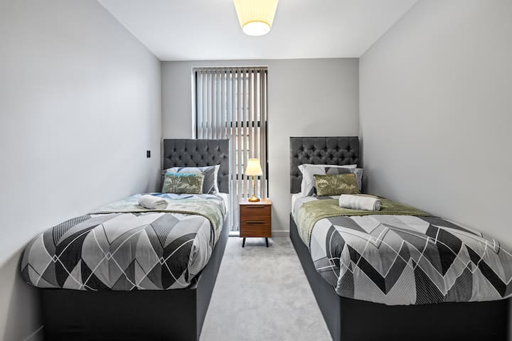 2 Bed Jewellery Quarter | Parking + Netflix - Birmingham