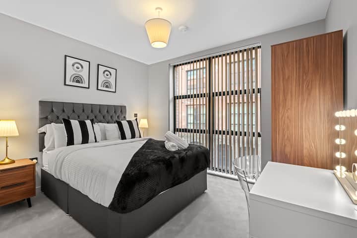 Luxury City Stay | Comfort | Netflix | Parking - Birmingham