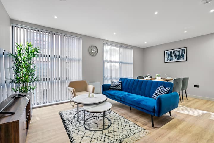Luxury 2-bed City Stay | Parking | Netflix | Games - Birmingham