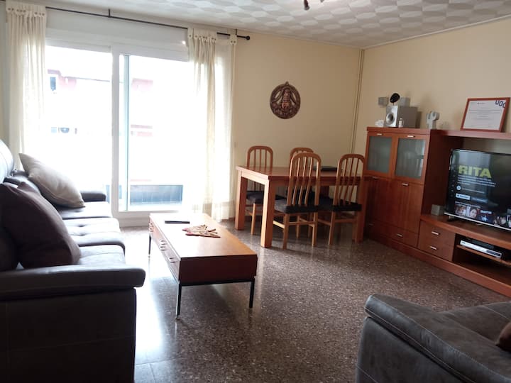 Amplia Habitación Individual - Calella