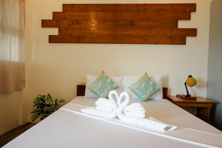 Av Lofty Studio *Beach *Pools *Fur Baby (D4) - Abra de Ilog
