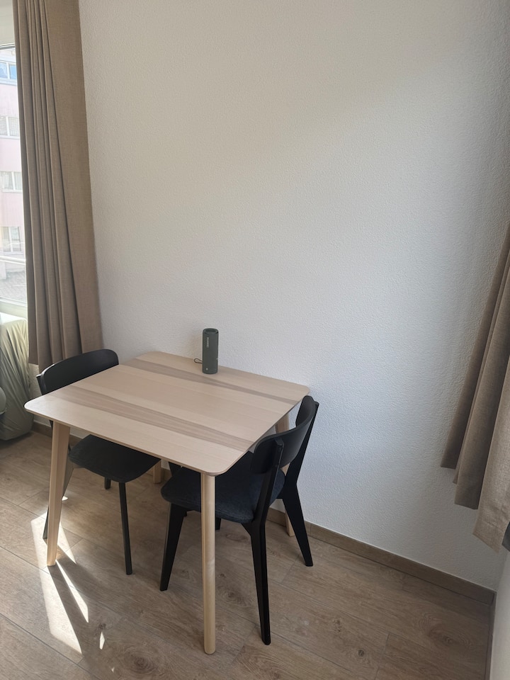 New Modern Apartment – Central - Steffisburg