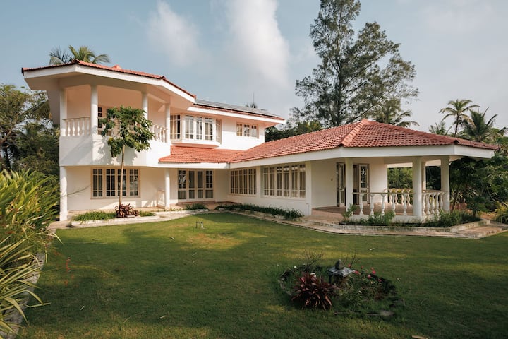 Ewa Casablanca Villa - Mangalore