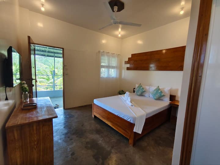 Av Cozy Duplex *Ac *Beach *Pool *Furbaby - Puerto Galera