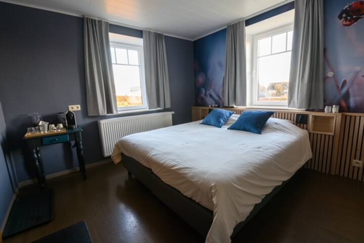 Lune Et Croissant-la Coccinelle - Malmedy