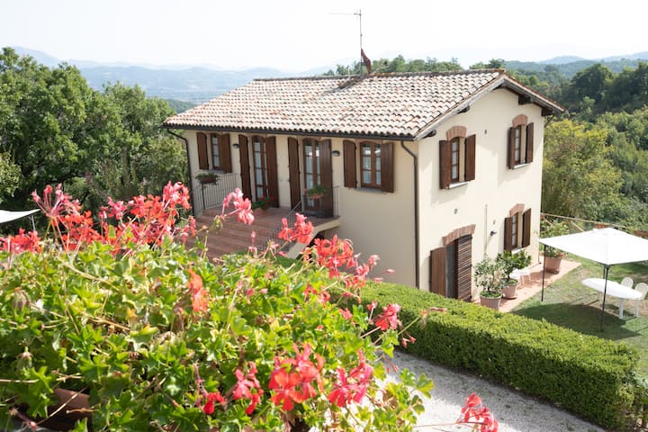 Bilocale Agriturismo Casalta - 古比奧