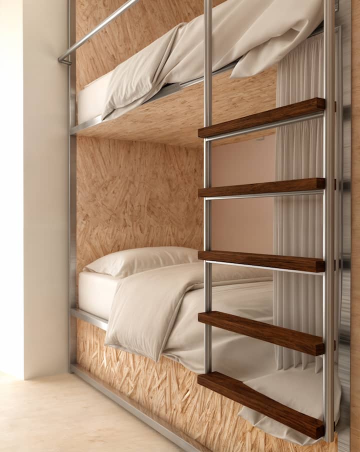 Bed In An 8 Bed Female Room. Tlh Sevilla - Seville