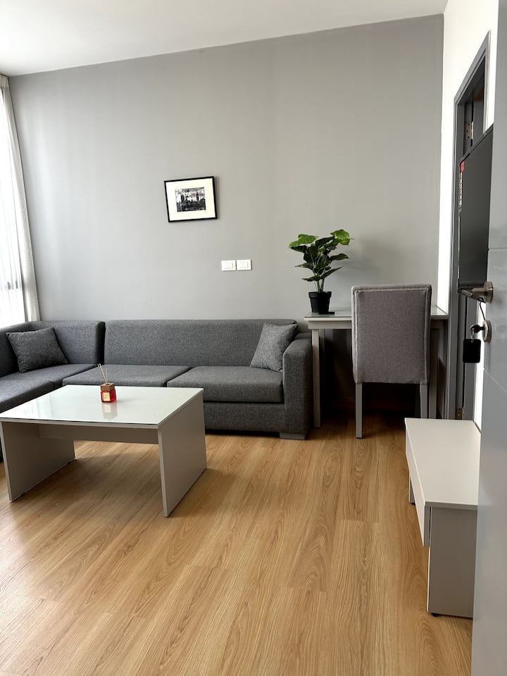 Clemenceau Suites - 1bed Aprt - Beirut