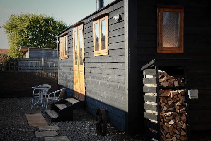 Luxurious Shepherds Hut - バンボロー