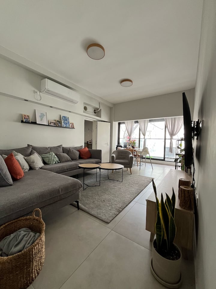 New Apartment, Near The Beach! - Tel Aviv