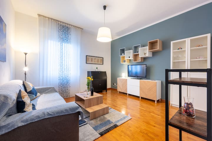 Blu&yellow Apartment In Parma Station - Parma