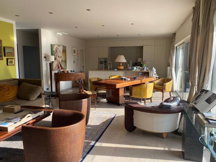 Mooi Pas Ingericht Appartement - Izegem