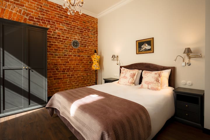 Family Suite - 우쯔