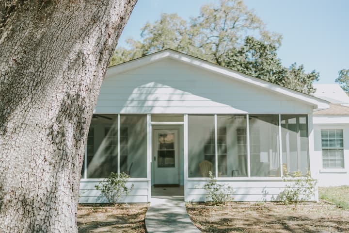 2br/2ba In Perfect Location Near Downtown & Beach! - ビロクシ, MS