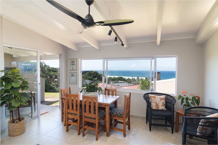 10 Chaka’s Rock- Sea Facing, Family Chalet - Dolphin Coast