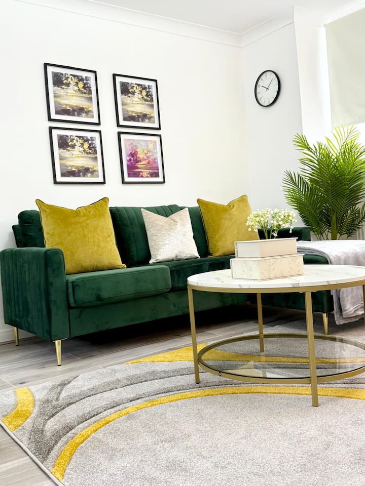 Waves & Wine - Your Beach Escape! - Brighton