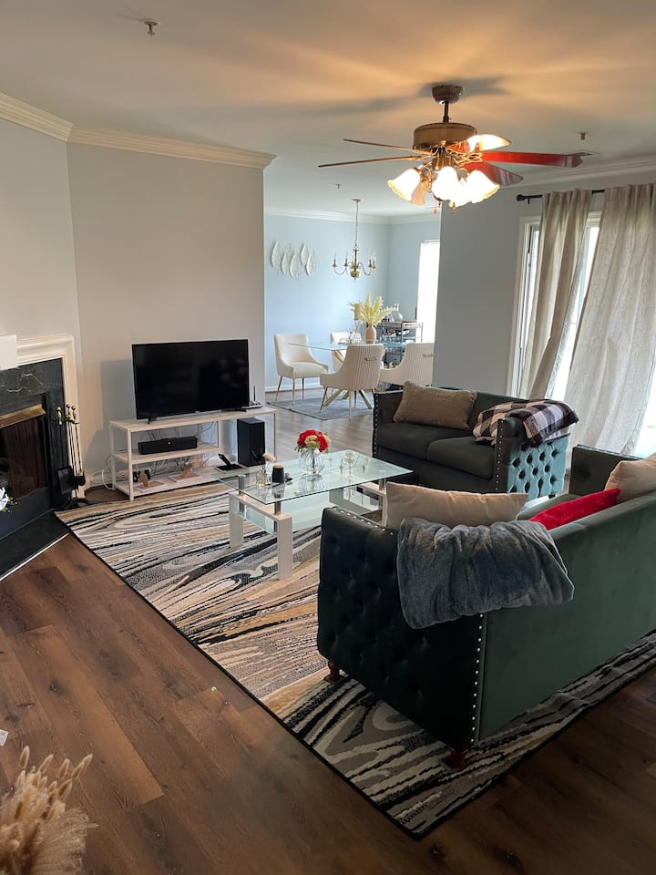 Beautiful 2bedroom Condo In Stoneridge, Pikesville - Owings Mills, MD