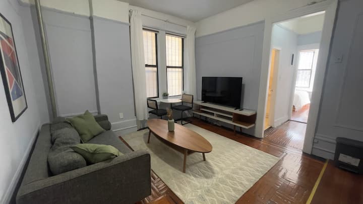 Beautiful Upper Manhattan, Sunny - New York