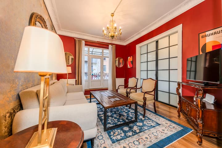 Artistic Luxury In Cihangir | 3br, 2ba, A/c - Turquía