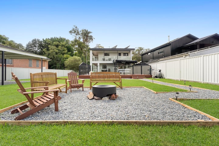 Modern 4br Lakehouse Haven - Morisset