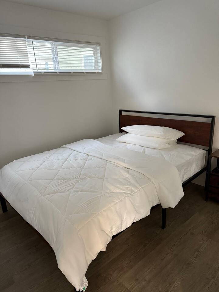 Private Room-3 With Shared Space - Kent, WA