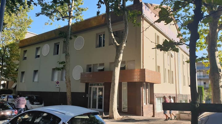 Bilocale Vicino Alla Spiaggia - Pesaro