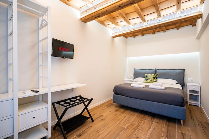 The Luxor Suites - Guelfa - Florenz