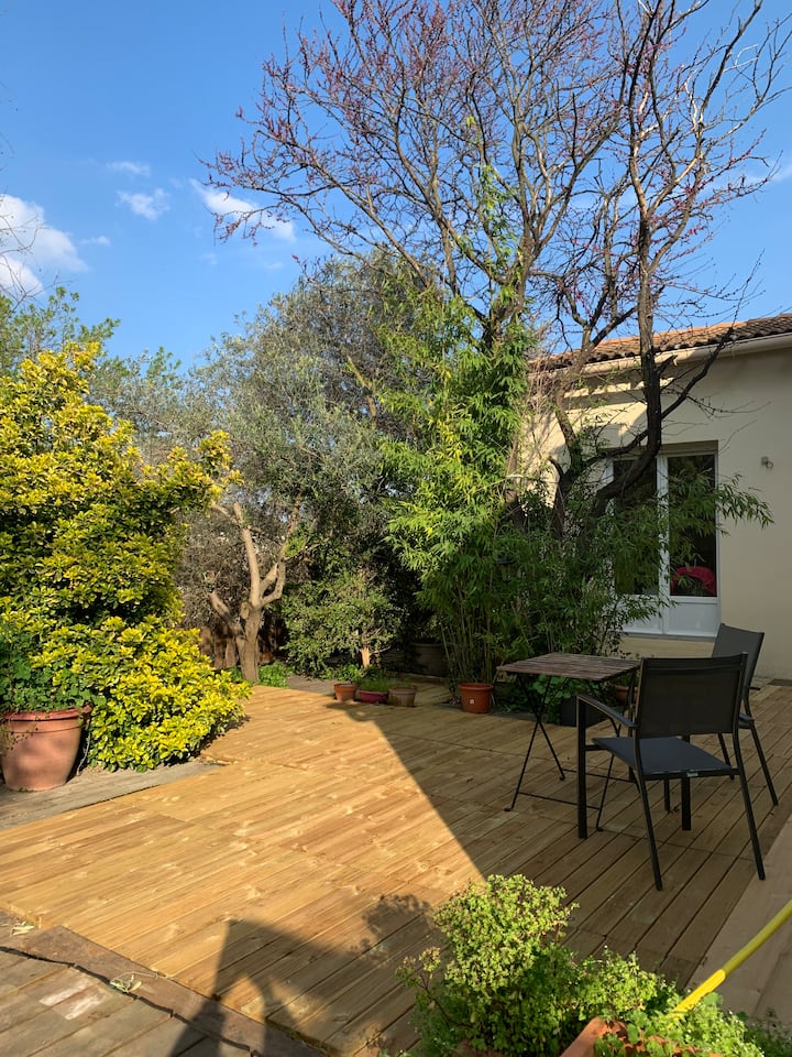 Maison Avec Jardin Et Piscine - Nîmes