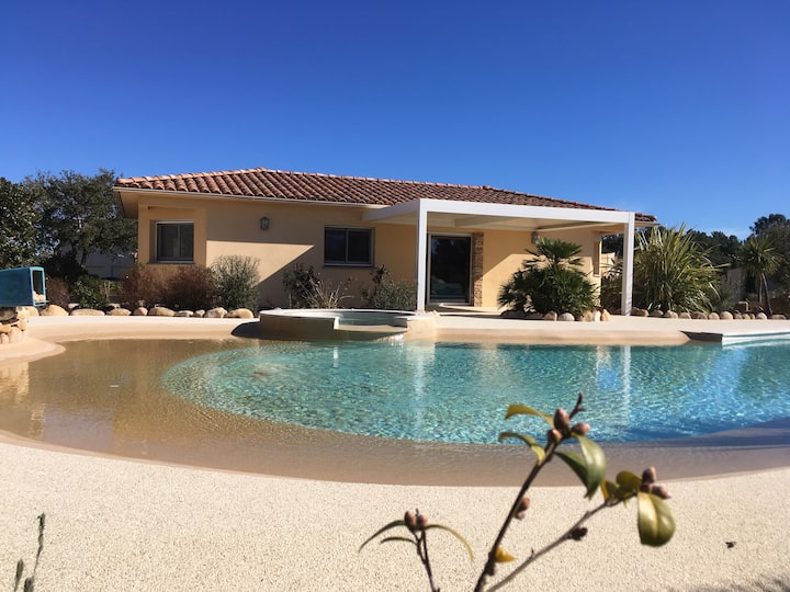 L'hacienda Piscine 28° Spa, Tennis Et Boulodrome - Porto-Vecchio