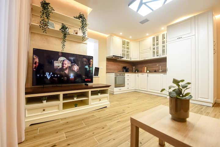 Mohost Centrum | Premium Stay In Downtown Brasov - Brașov