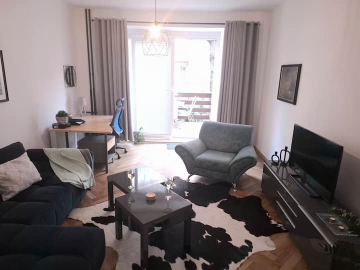 ÚTulný Apartmán Blízko Centra - Pozsony